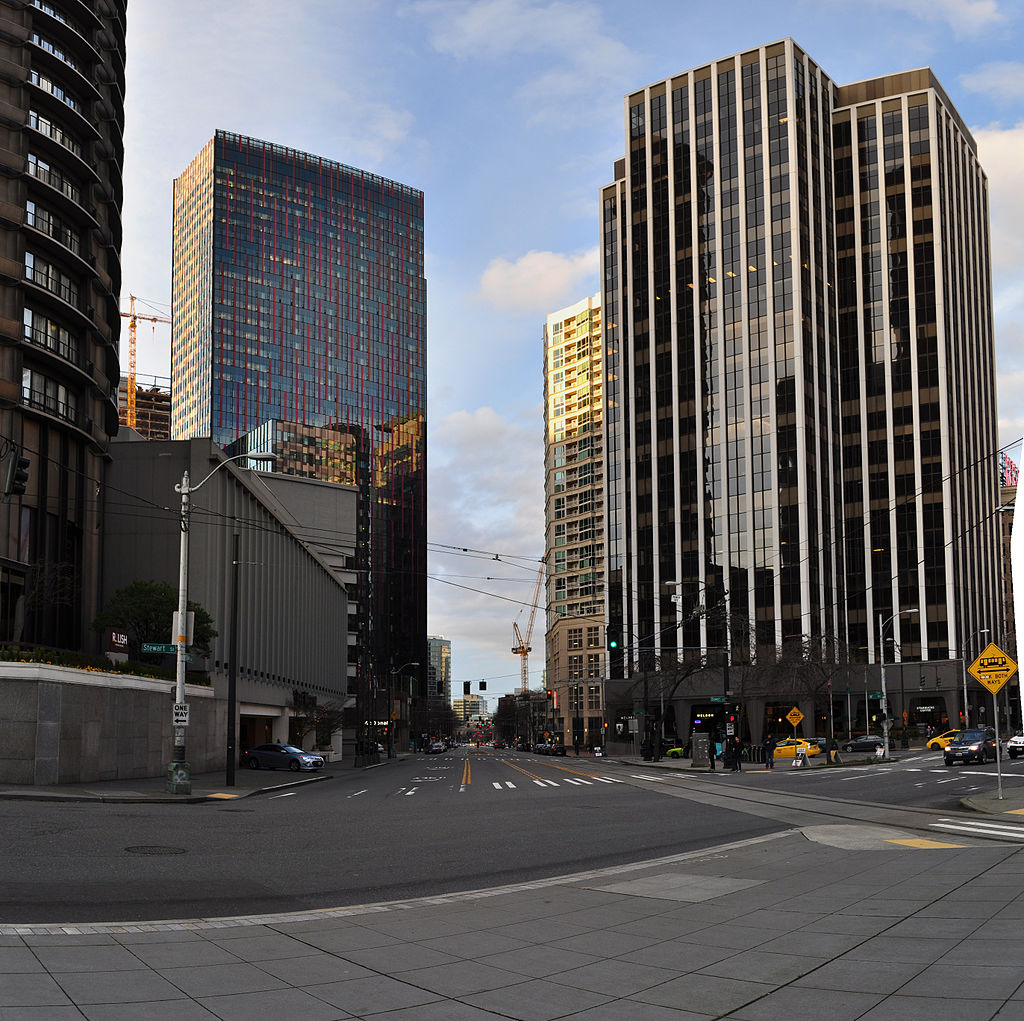 Amazon Tower I, Seattle, Photo by Joe Mabel via Wikimedia CC - Building