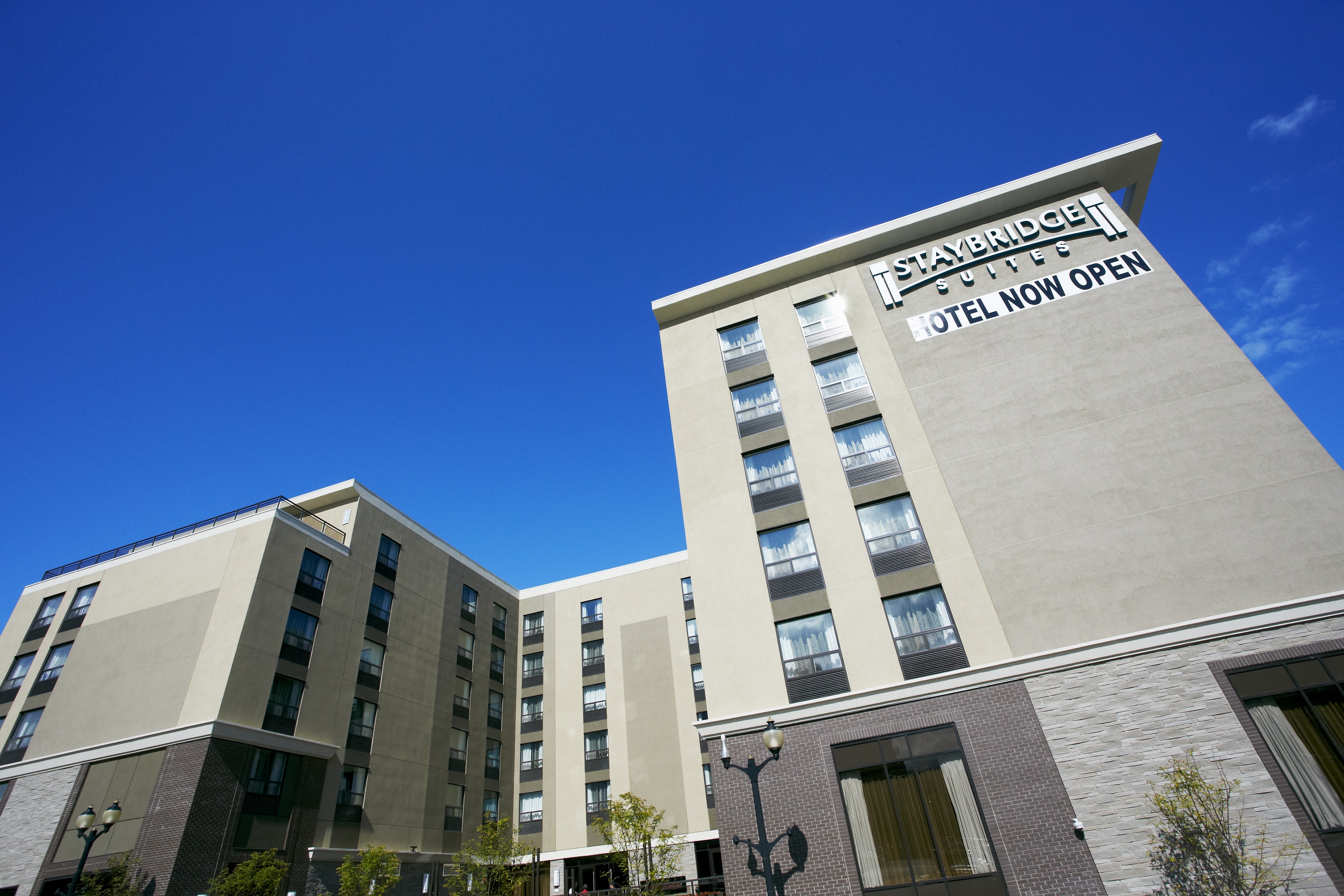 Hamilton's rebirth - Building