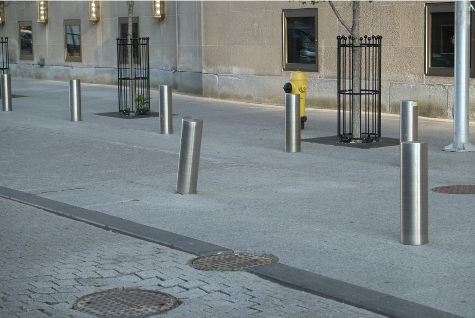 Securing Public Space? - Building