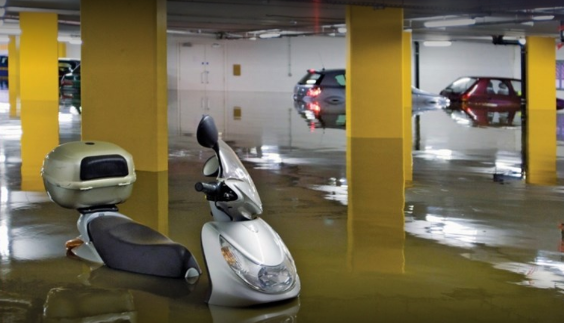 garage-flood - Building