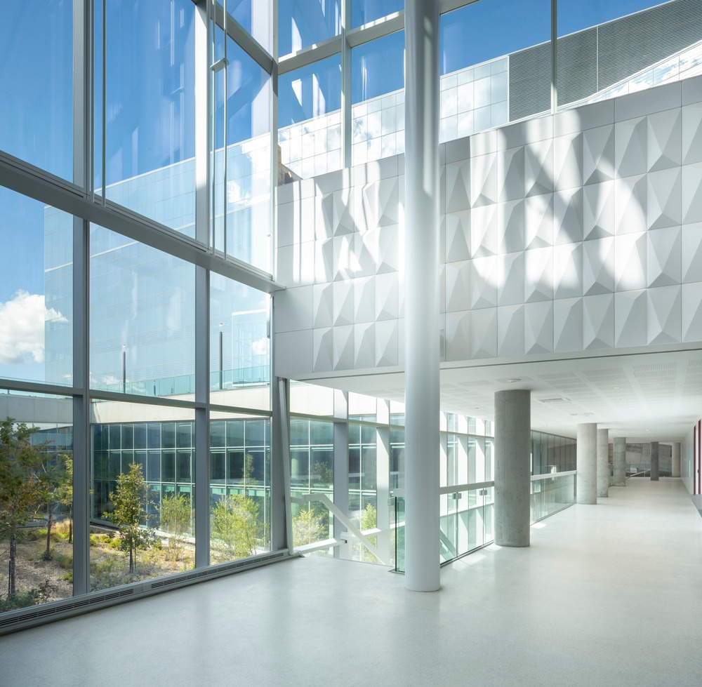 Photo credit: Stéphane Groleau - Building