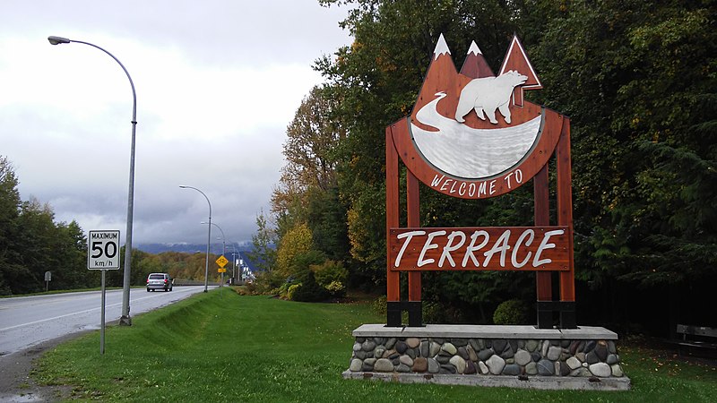 800px-Welcome_to_Terrace_BC - Building