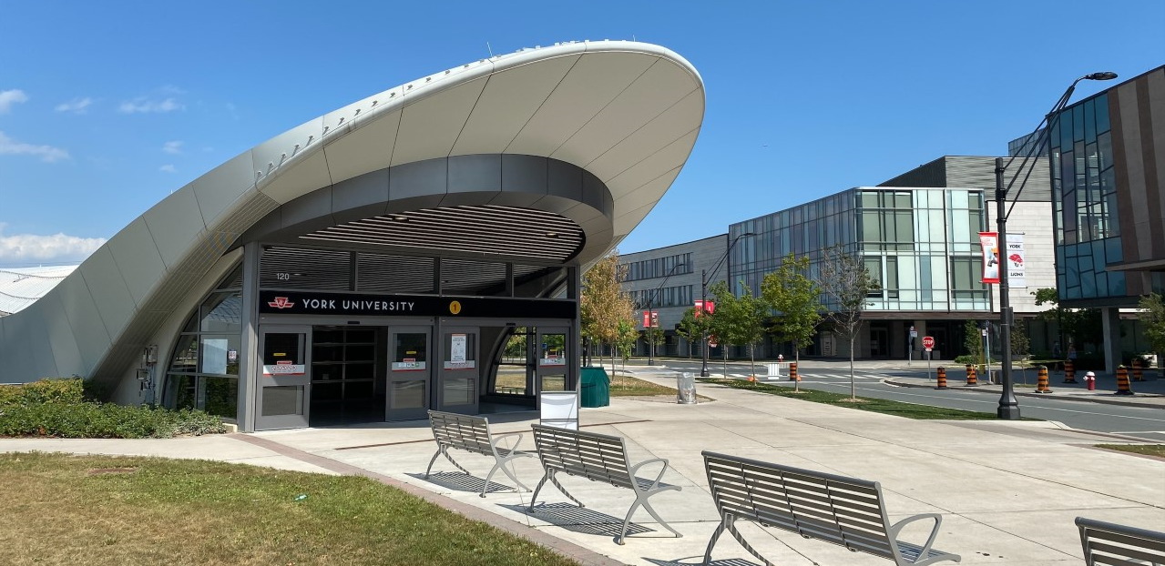 University lecture hall becomes testing lab for noise levels on Yonge ...