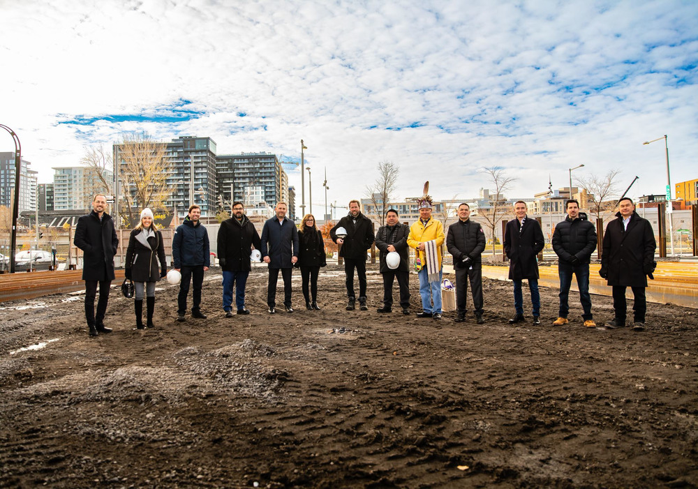 70040-preview_low_2056-9_70040_sc_v2com - Building