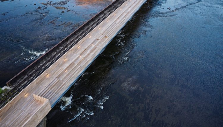 70141-preview_low_718-3_70141_sc_v2com - Building