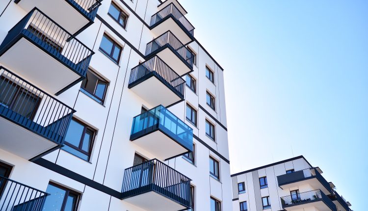 153817052_l_normal_none - Building