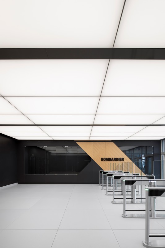 Bombardier Jet Manufacturing Facility - Building