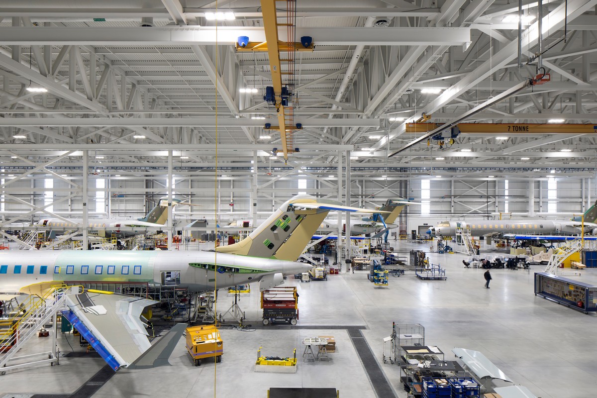 Bombardier Jet Manufacturing Facility - Building
