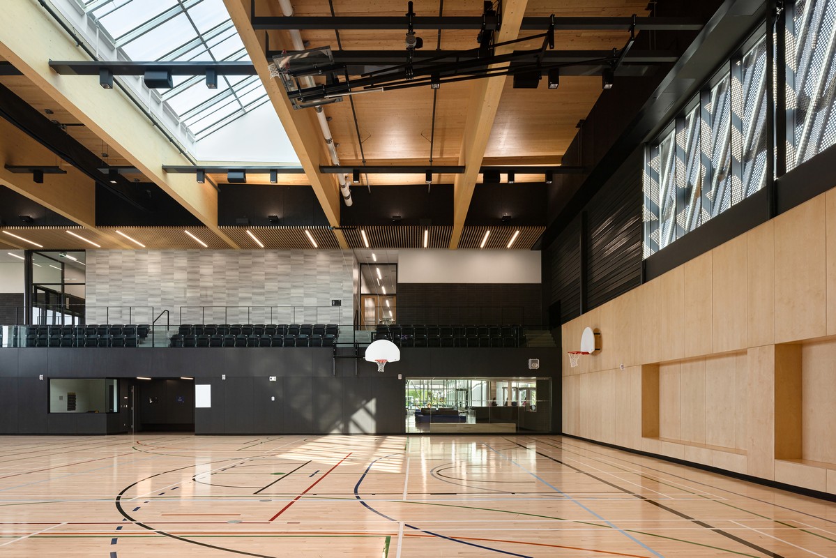 The Saint-Georges Multisport Complex - Building