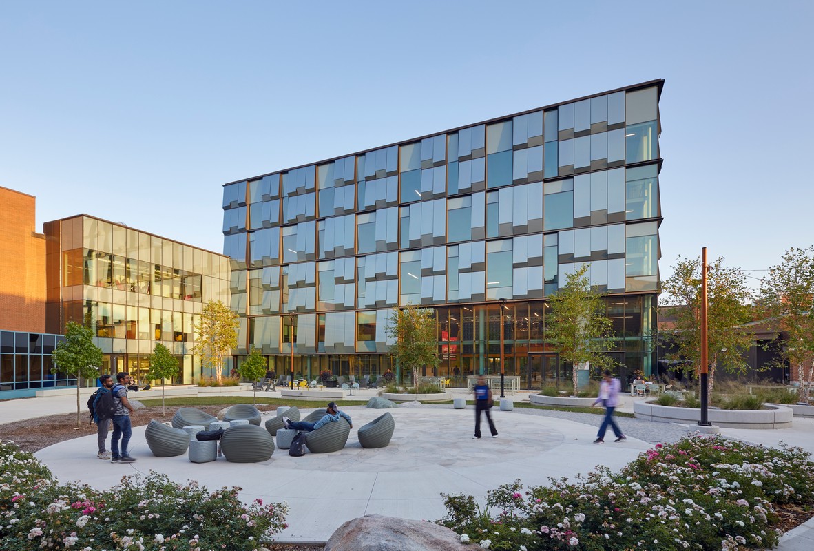 Fanshawe College - Building